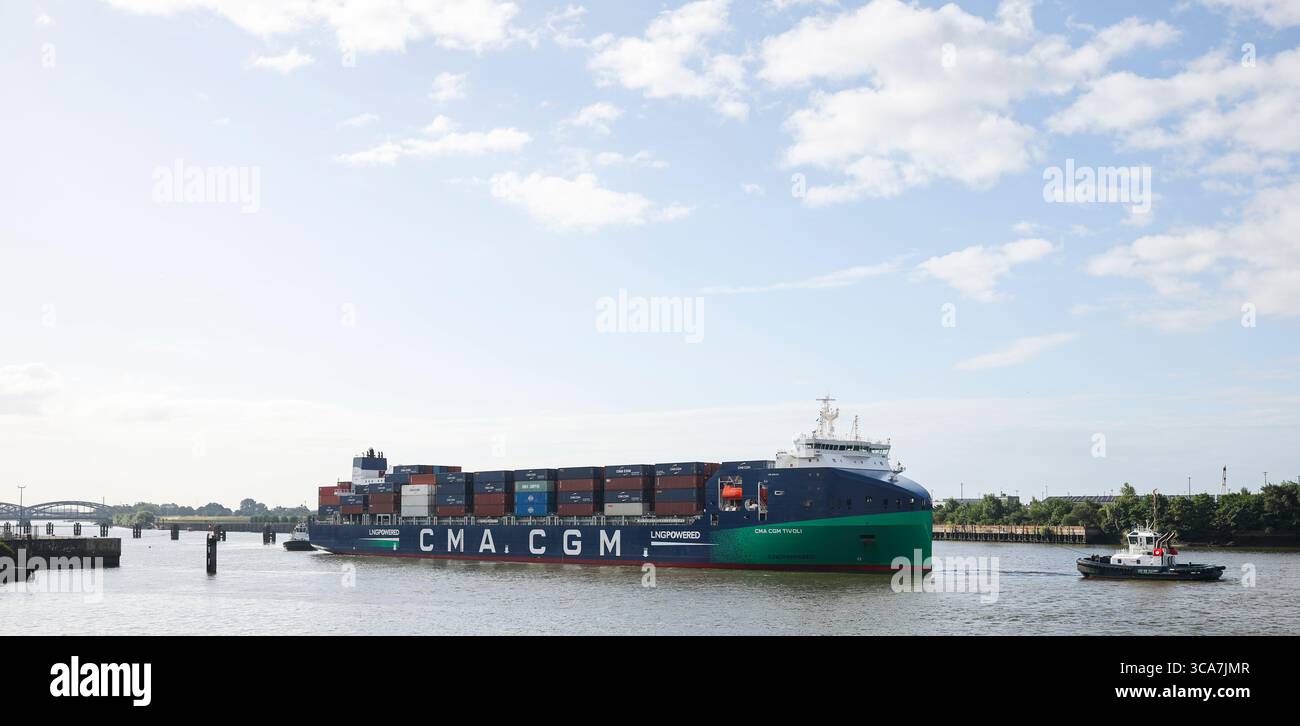 06 August 2025, Hamburg: The container ship CMA CGM Tivoli is ...