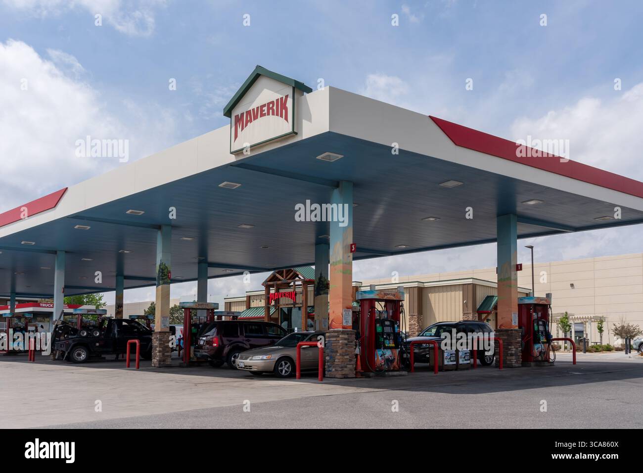 Maverik gas station hi-res stock photography and images - Alamy