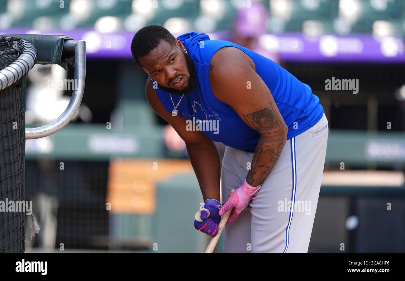 Toronto Blue Jays first baseman Vladimir Guerrero Jr. (27) warms up ...