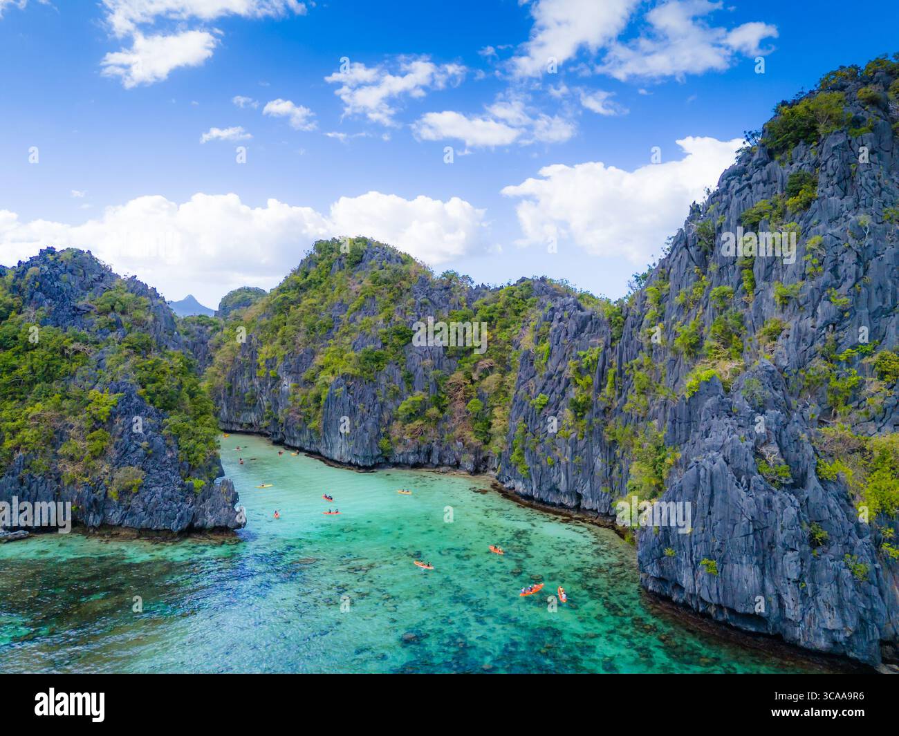 4k drone video beach crystal hi-res stock photography and images - Alamy