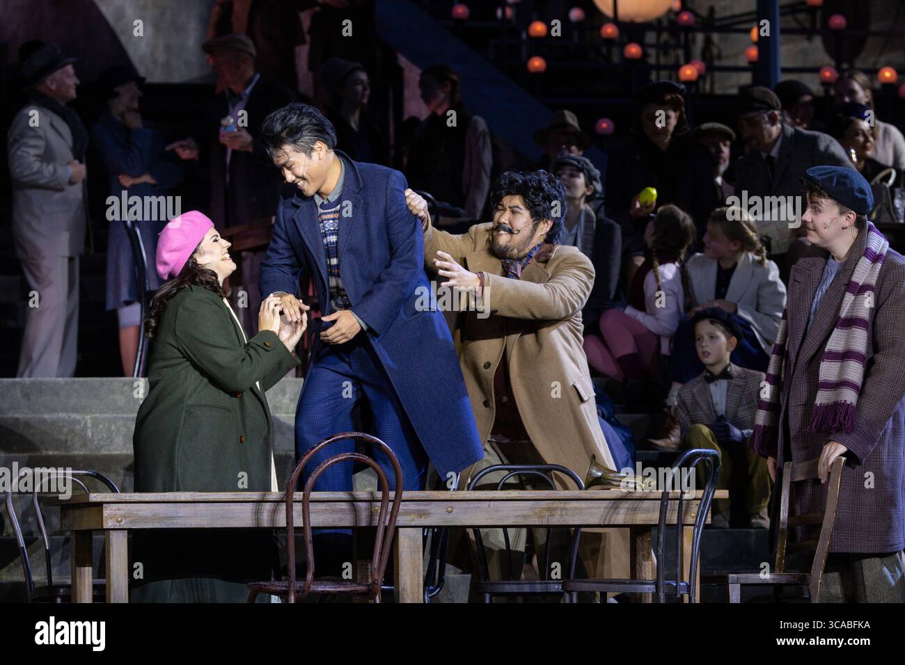06 August 2025, Thuringia, Erfurt: The singers (l-r) Shelley Jackson ...