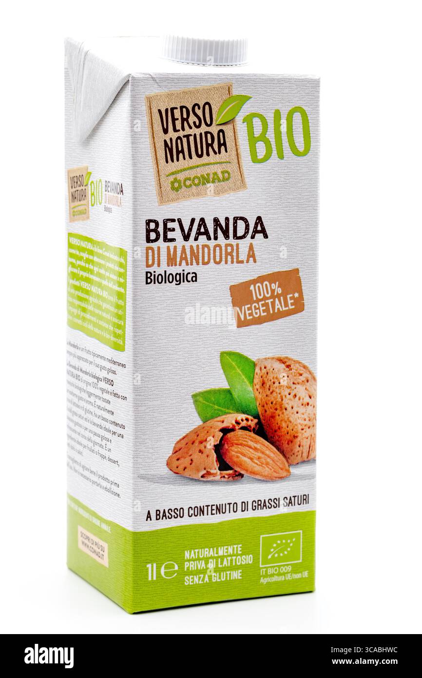 Bevanda di mandorla hi-res stock photography and images - Alamy