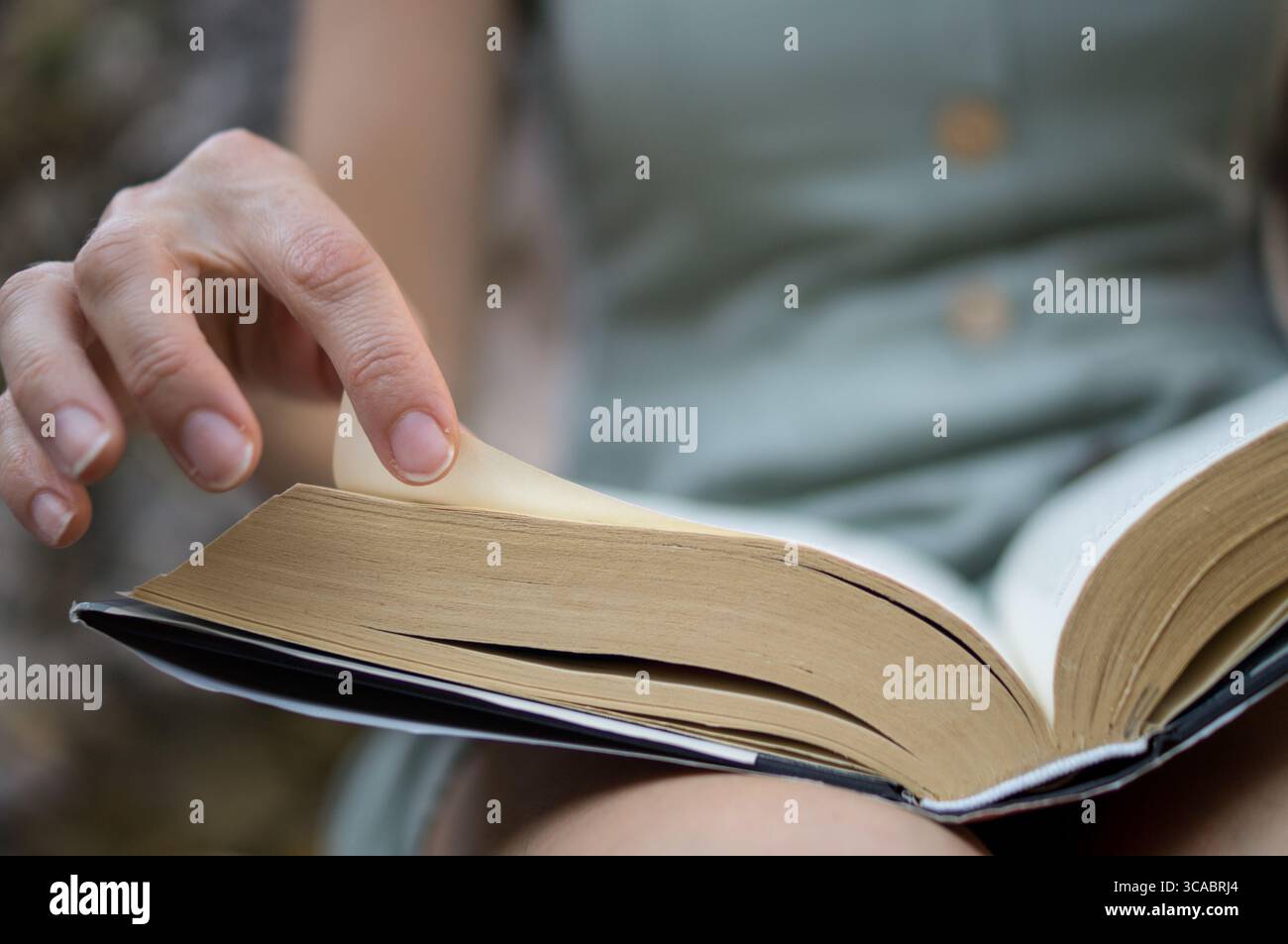 Close up book covers hi-res stock photography and images - Alamy