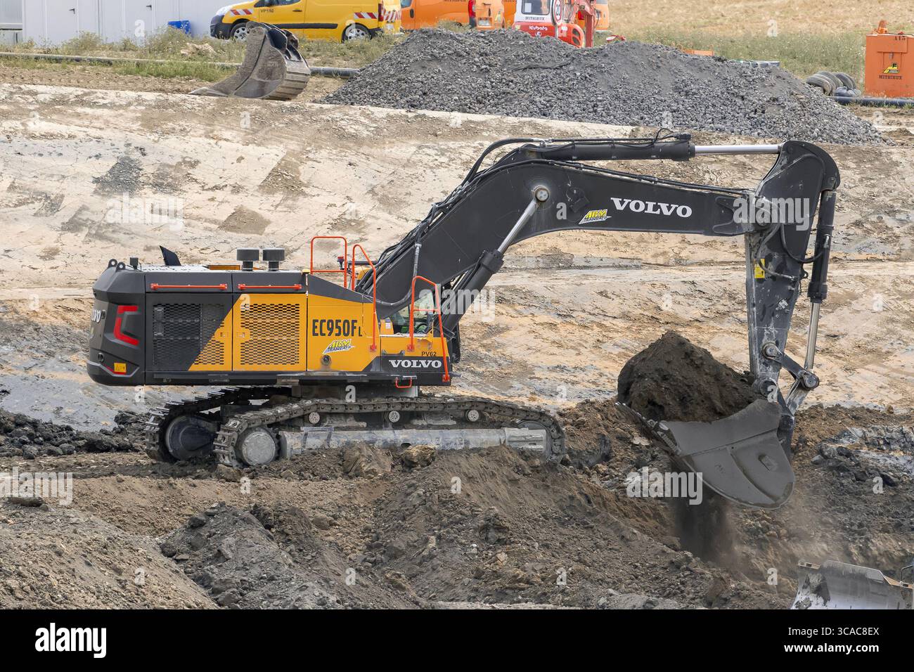Volvo ec950 hi-res stock photography and images - Alamy