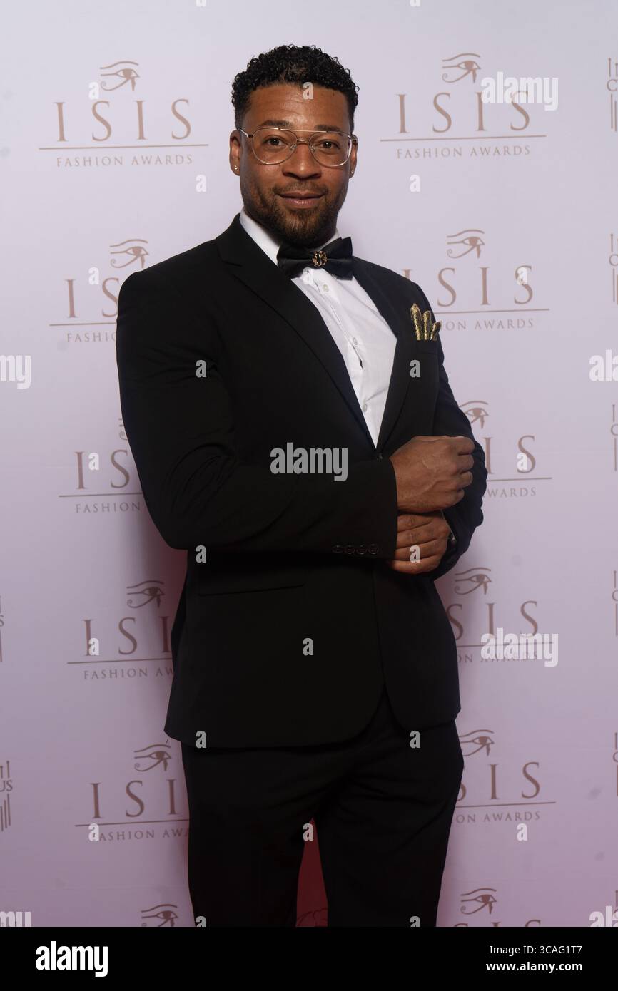 Public Audience - Isis Fashion Awards Red Carpet 2025 Amsterdam 8 May ...