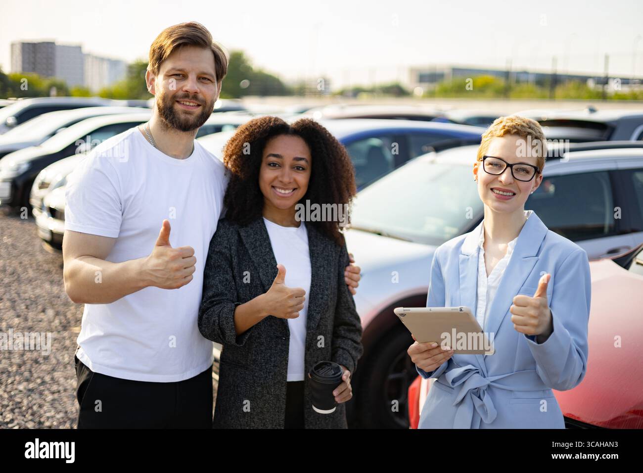 Happy customers thumbs up hi-res stock photography and images - Alamy