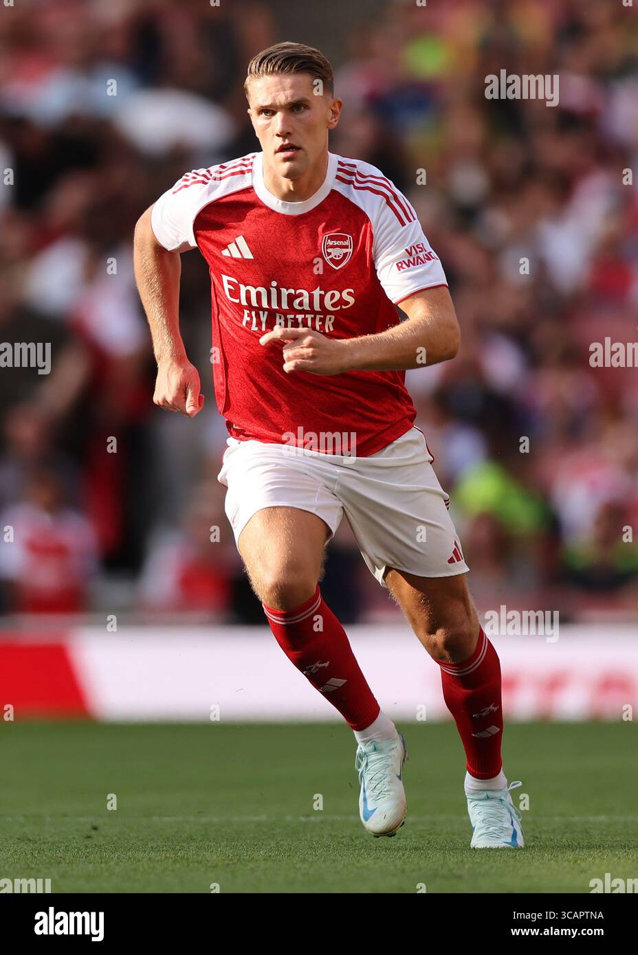 Viktor gyokeres arsenal hi-res stock photography and images - Alamy