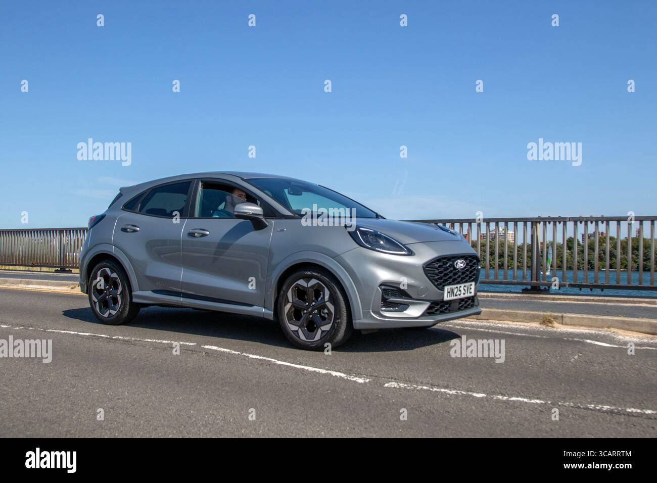 Mhev mild hybrid electric vehicle hi-res stock photography and images ...