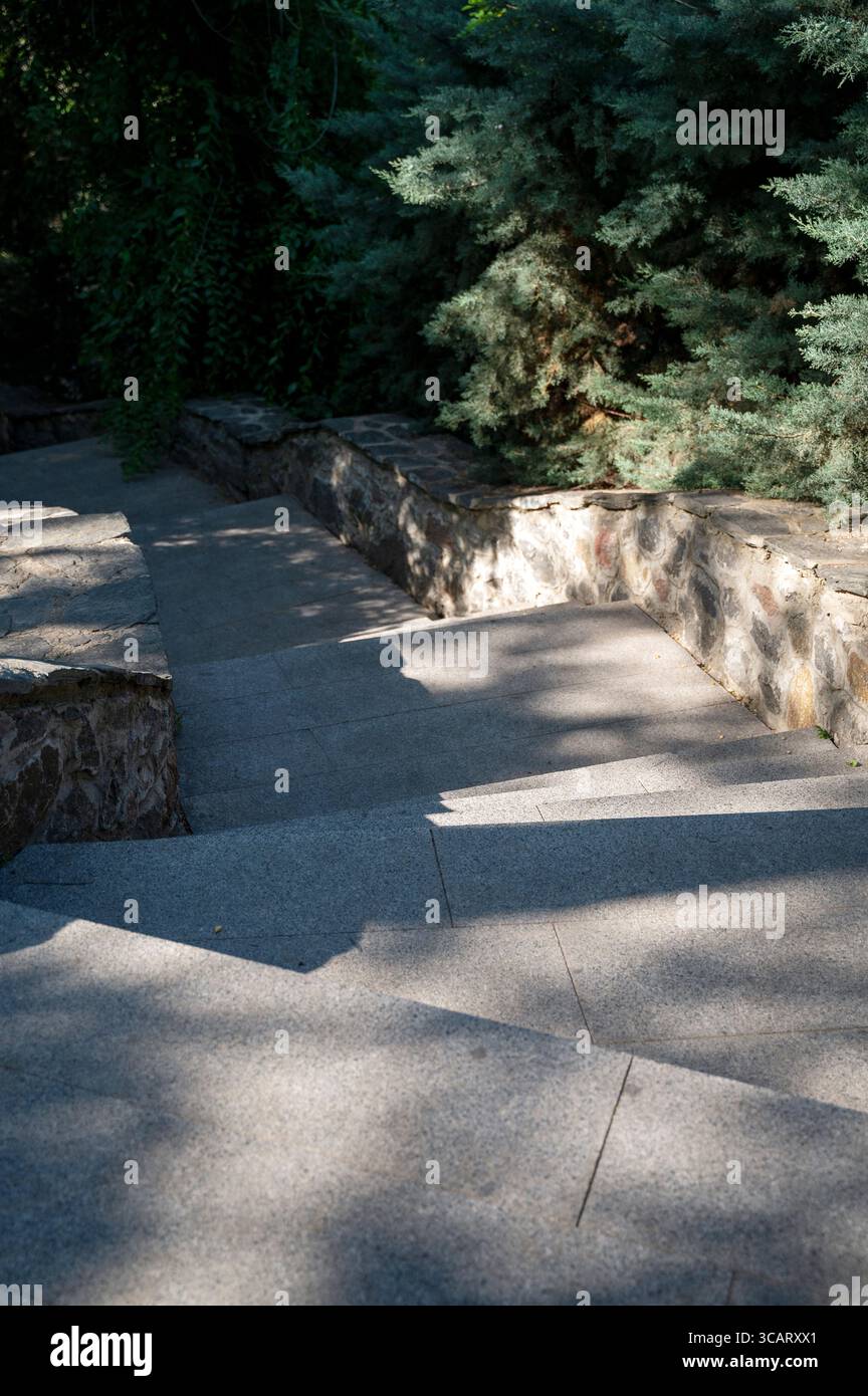 Stone pathway steps surrounded hi-res stock photography and images - Alamy