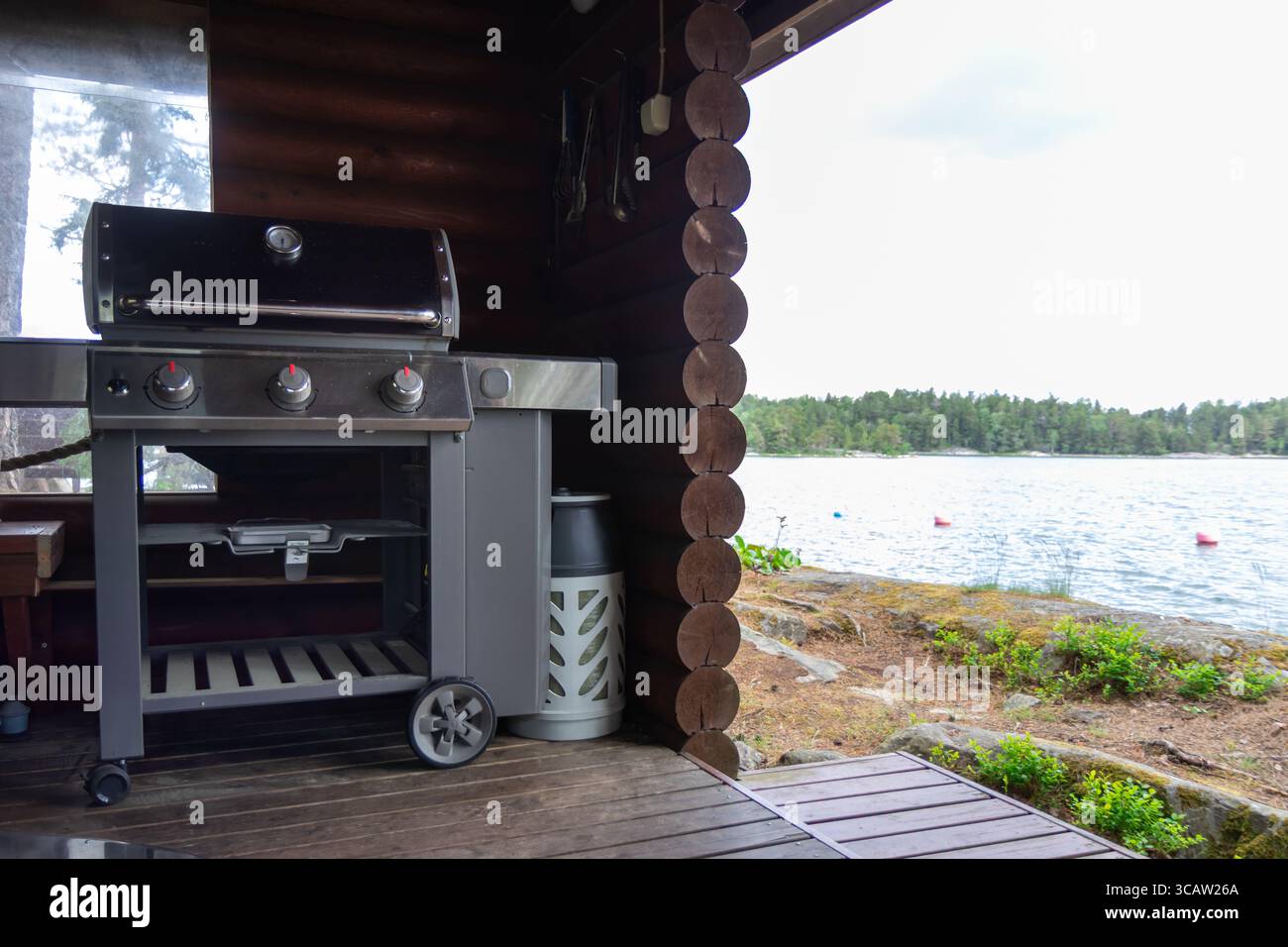 Modern stainless portable bbq hi-res stock photography and images - Alamy