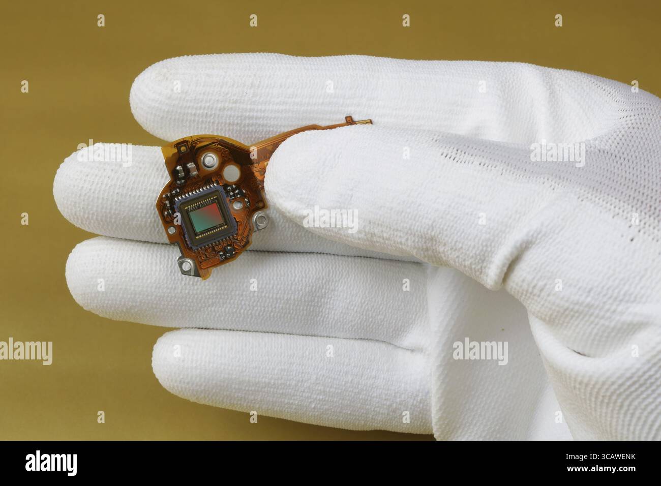 Engineer controls modern sensor hi-res stock photography and images - Alamy