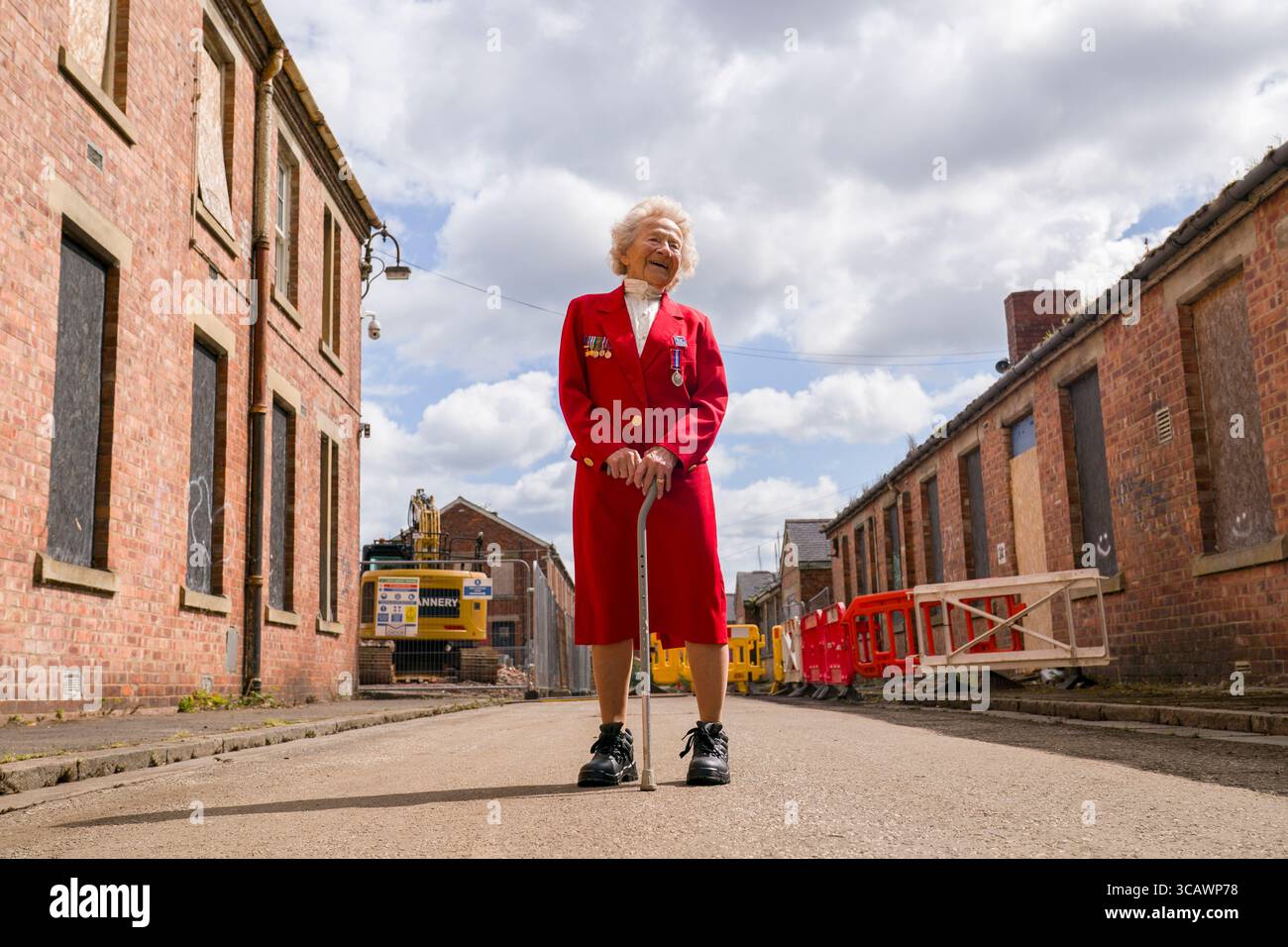 Veteran dorothea barron 100 hi-res stock photography and images - Alamy