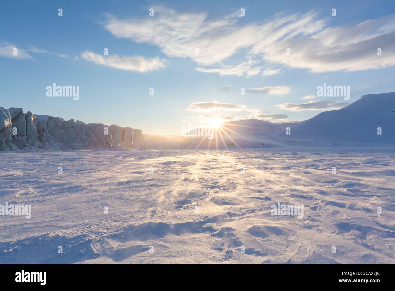 Svalbard snowstorm hi-res stock photography and images - Alamy