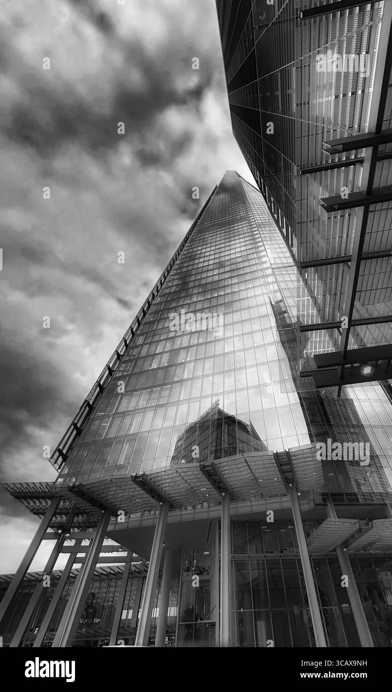 London uk august 2025 glass hi-res stock photography and images - Alamy
