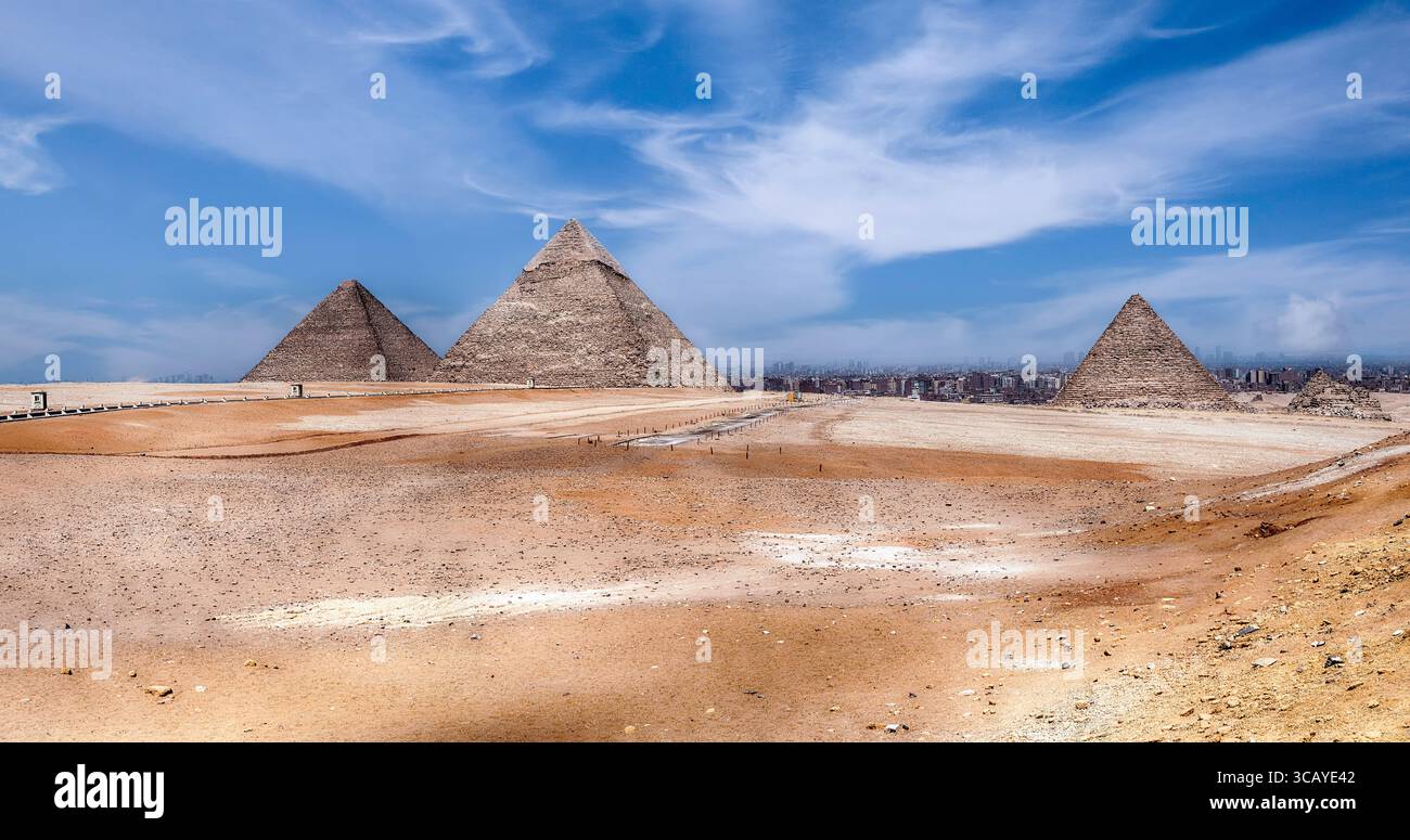 Scenic view over the three main Pyramids of the Giza pyramid complex in ...