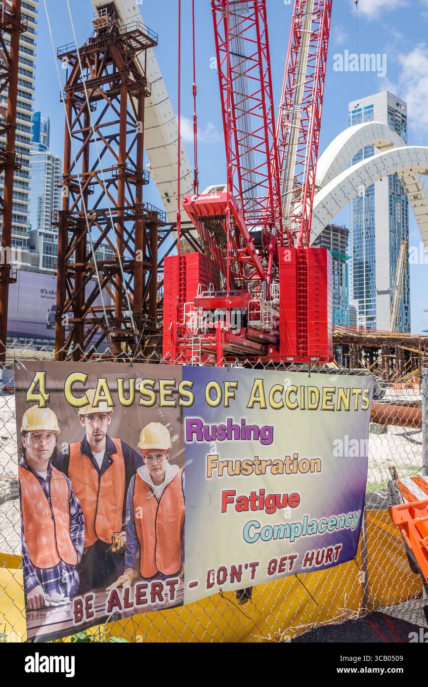 Metal rigging lines tensioned hi-res stock photography and images - Alamy