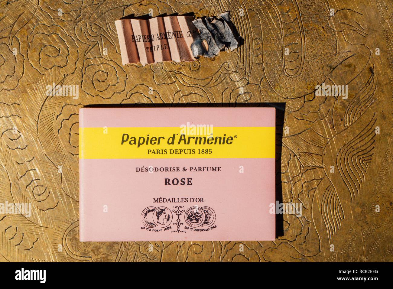 papier d'Arménie, Armenian incense papers booklet with accordion folded ...