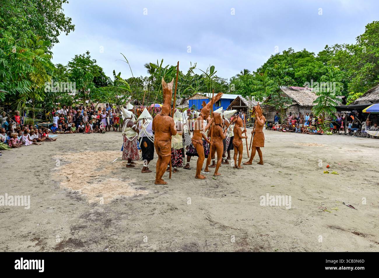 Asaro mud masks hi-res stock photography and images - Alamy