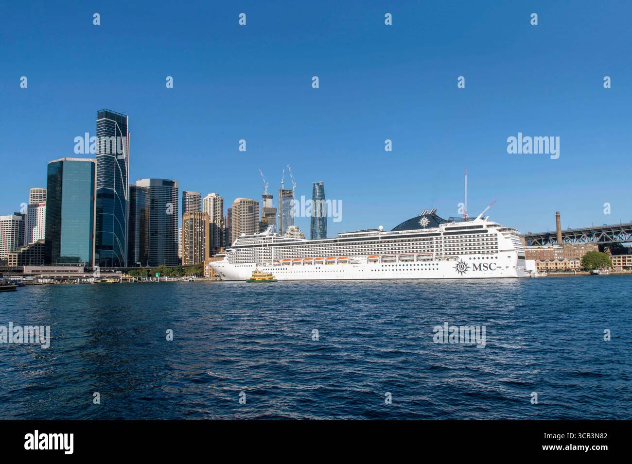 Msc magnifica sydney harbour hi-res stock photography and images - Alamy