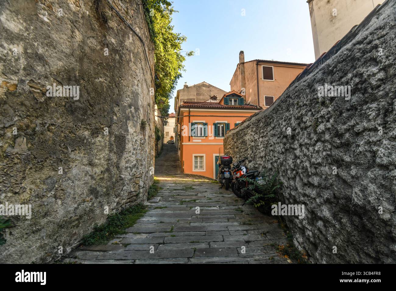 Via della bora hi-res stock photography and images - Alamy