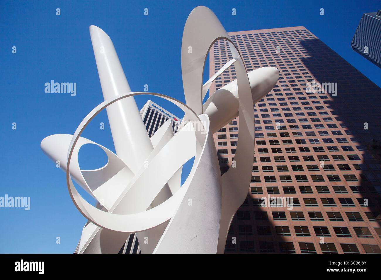 The Ulysses sculpture by Alexander Liberman in downtown Los Angeles ...