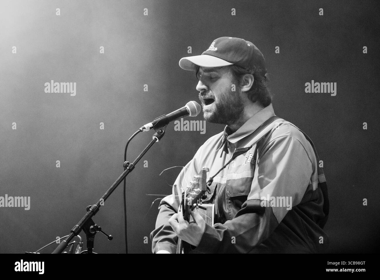 Reflective performance Black and White Stock Photos & Images - Alamy