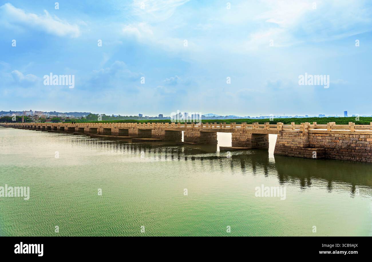 Luoyang Bridge, one of China's four famous ancient bridges. Built in ...