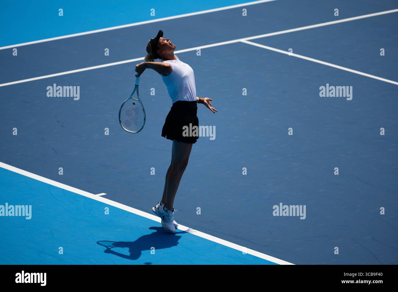 MASON, OHIO - AUGUST 07: Donna Vekic of Croatia serves on Day 1 of the ...