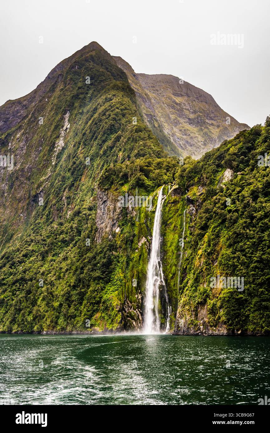 Looking back to the hanging valley at Stirling Falls in Milford Sound ...