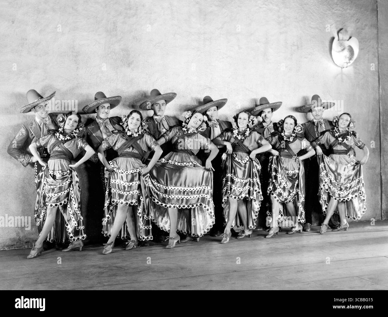 La cucaracha 1934 hi-res stock photography and images - Alamy