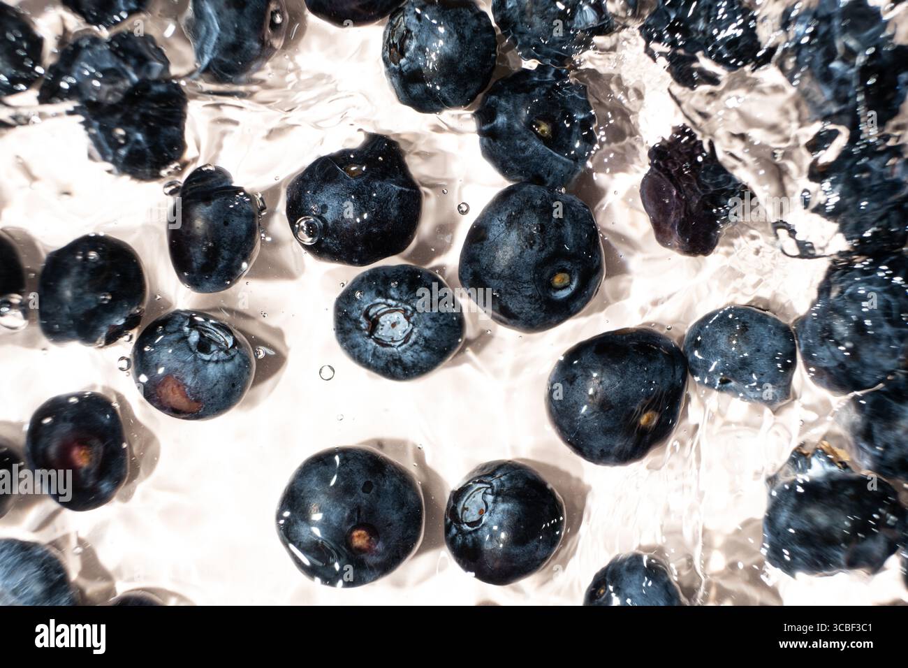 Cinematic water splash hi-res stock photography and images - Alamy