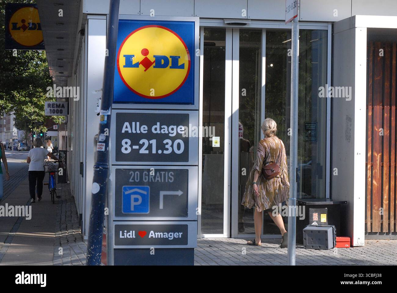 Copenhagen/ Denmark/08 august 2025/German lidl grocery chain store n ...