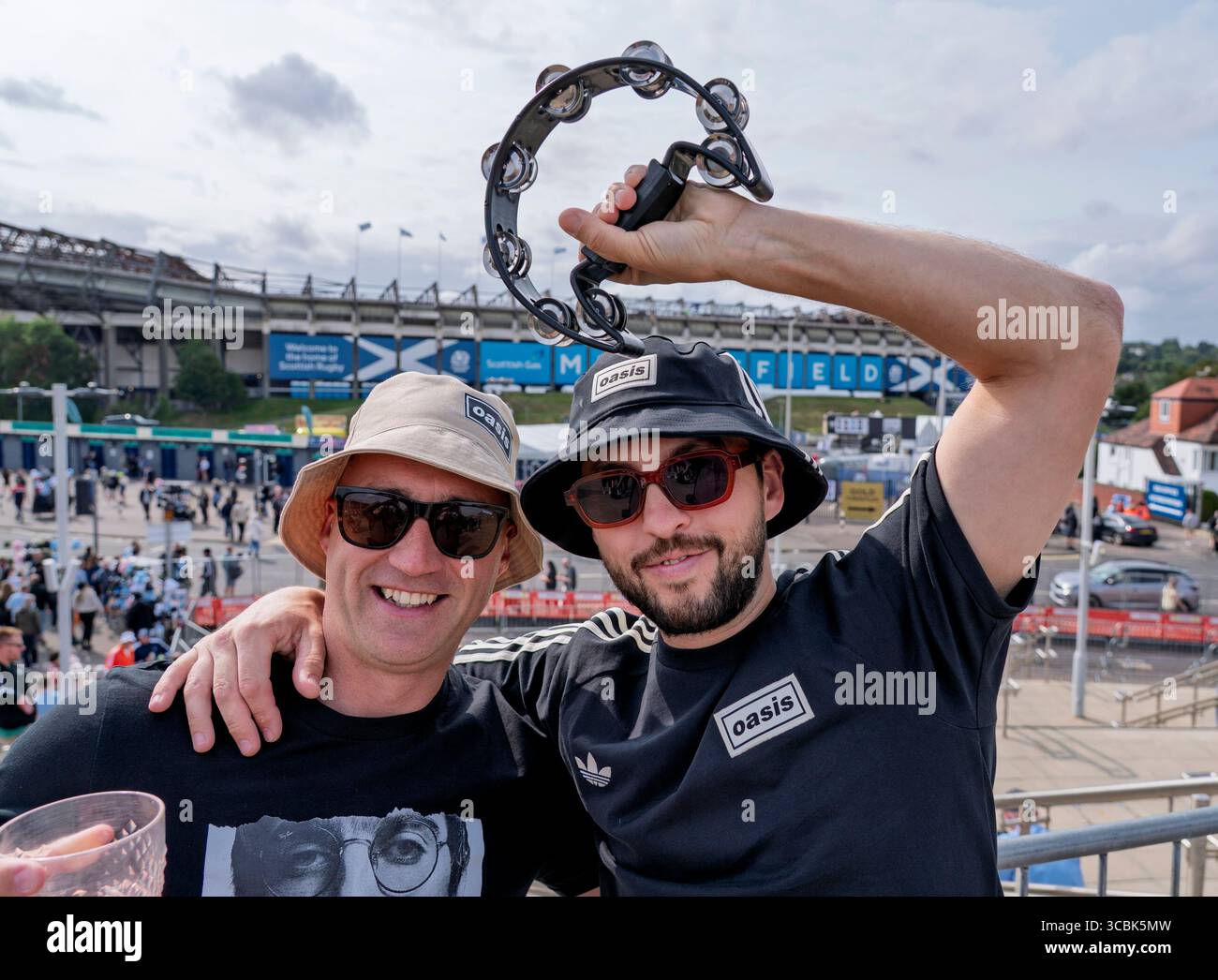 Edinburgh, Scotland, UK. 8th August 2025. Oasis play first of 3 gigs at ...