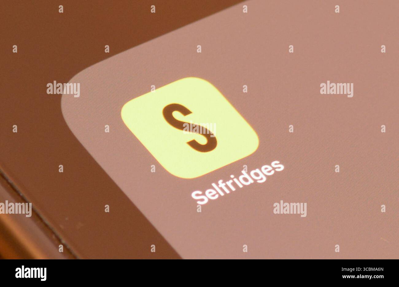 Selfridges logo hi-res stock photography and images - Alamy