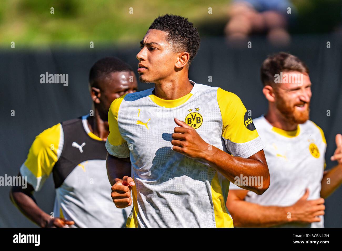 Trainingslager in Borussia Dortmund in Saalfelden Jobe Bellingham ...