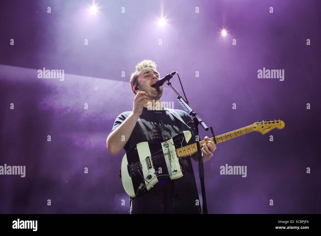 Copenhagen, Denmark. August 8, 2025. British singer Sam Fender performs ...