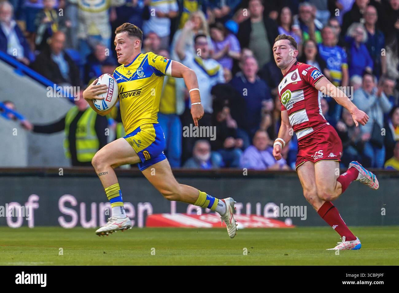 WARRINGTON, ENGLAND - August 8: Josh Thewlis of Warrington Wolves with ...