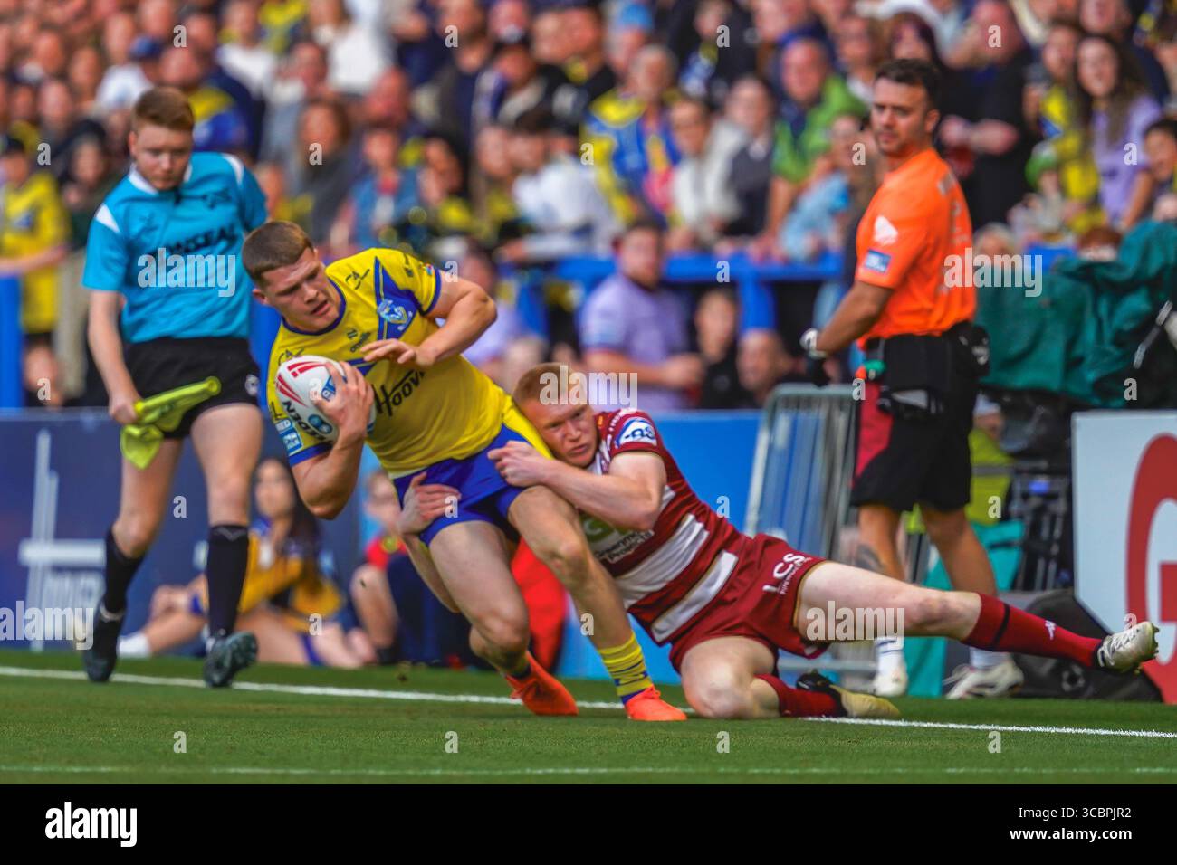 WARRINGTON, ENGLAND - August 8: Jake Thewlis of Warrington Wolves is ...