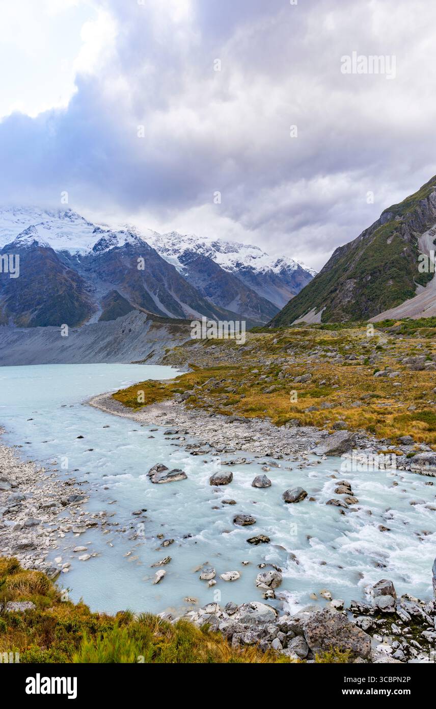 Lake muller new zealand hi-res stock photography and images - Alamy
