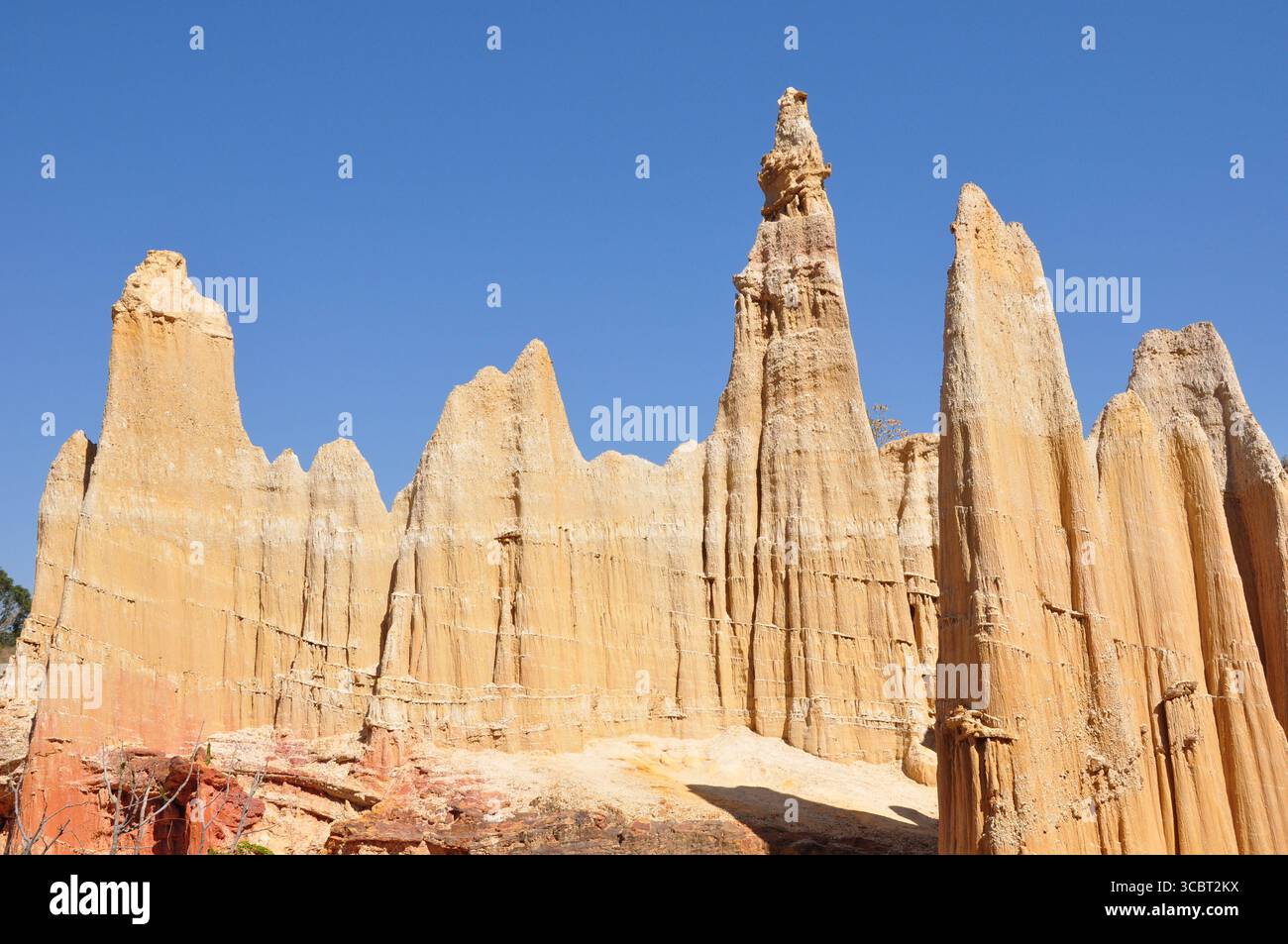 Sandstone spires hi-res stock photography and images - Alamy