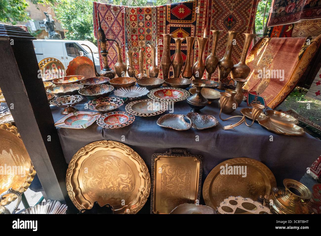 Armenian traditional crafts hi-res stock photography and images - Alamy