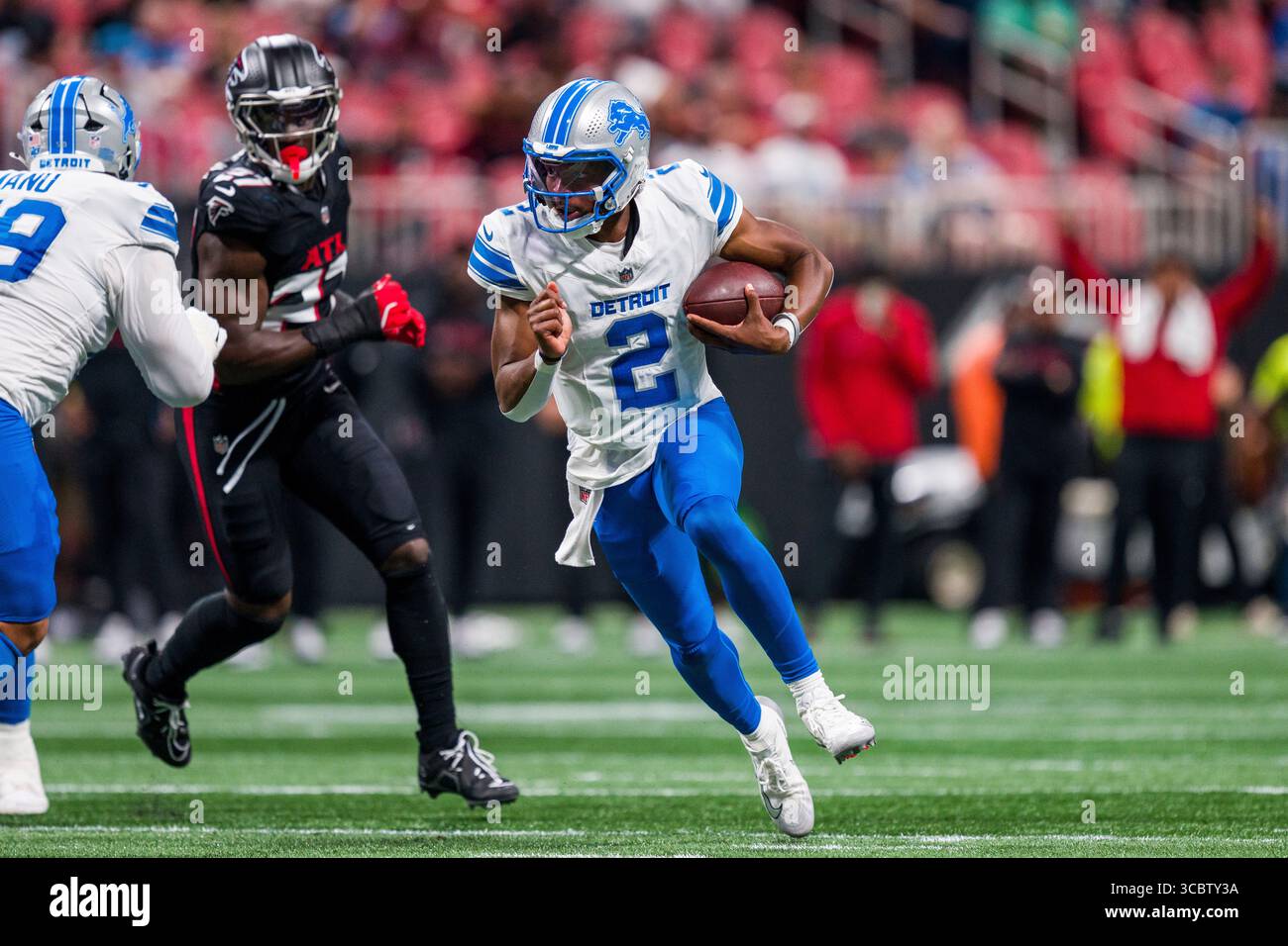 Detroit Lions quarterback Hendon Hooker (2) runs the ball during the ...