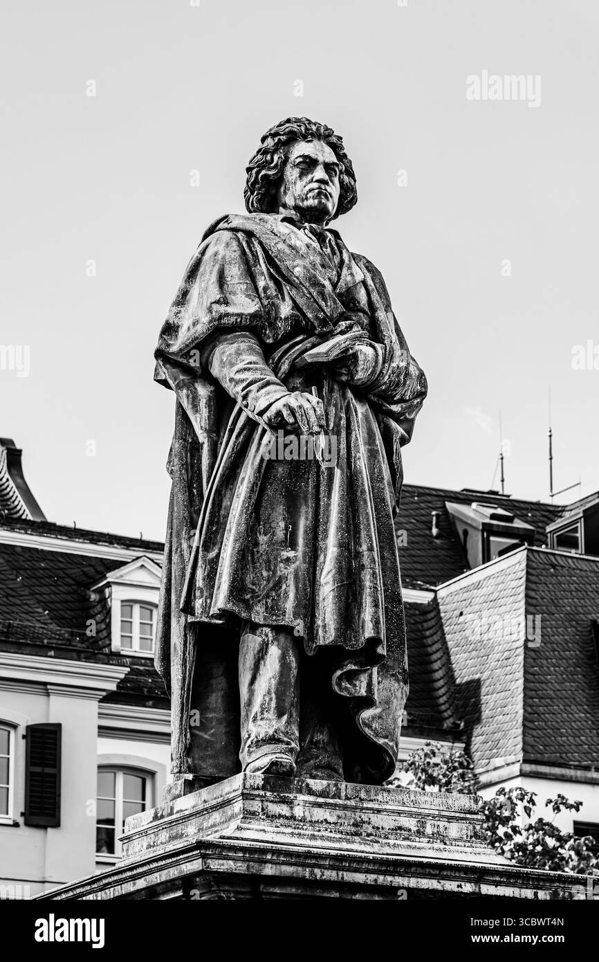 Beethoven Monument a large outdoor bronze statue of Ludwig van ...