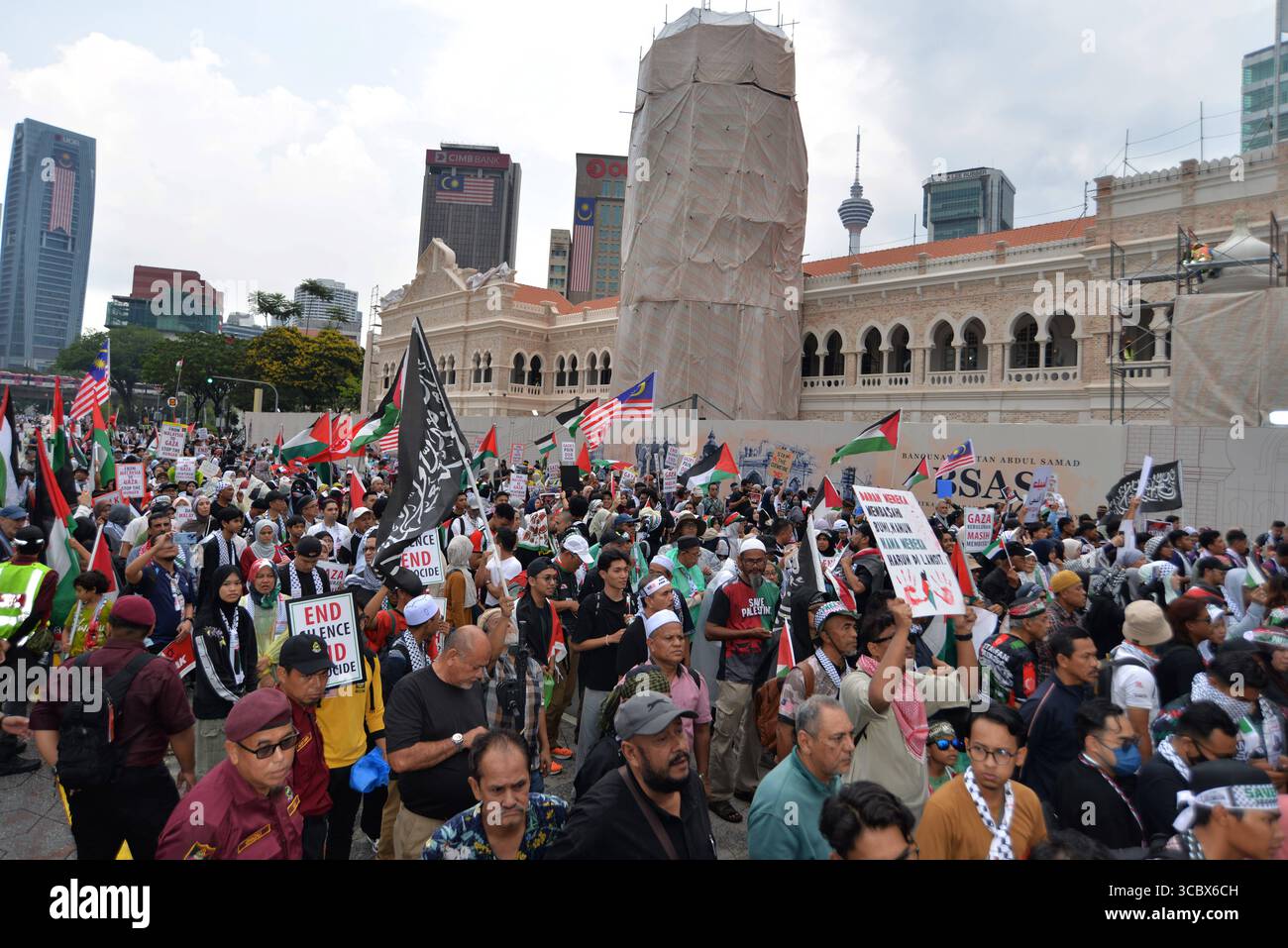 MALAYSIA KUALA LUMPUR 9/8/25 Masses Rally in Kuala Lumpur To Demand An ...