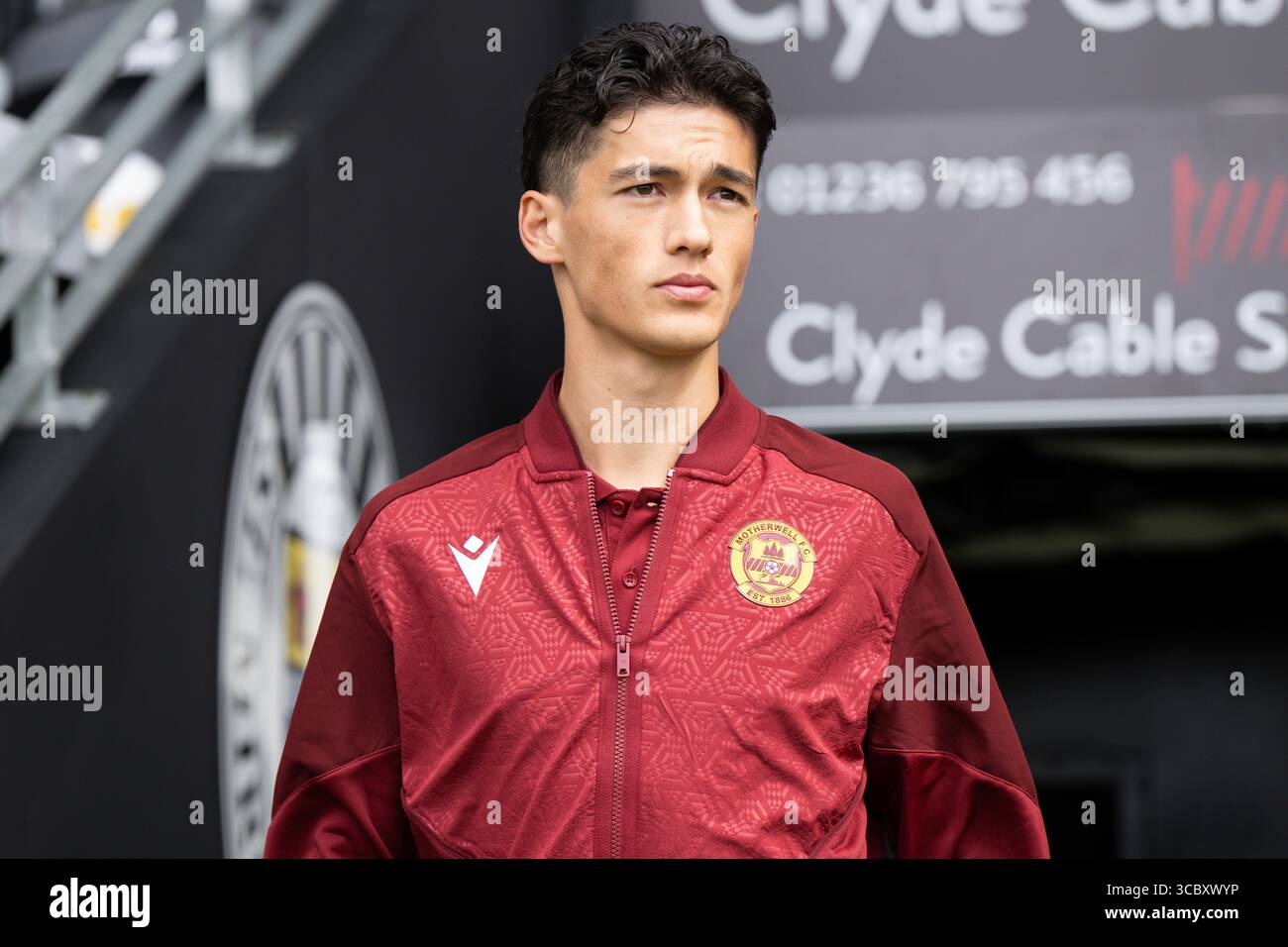 PAISLEY, SCOTLAND - AUGUST 09: Motherwell's Elijah Just arrives ahead ...