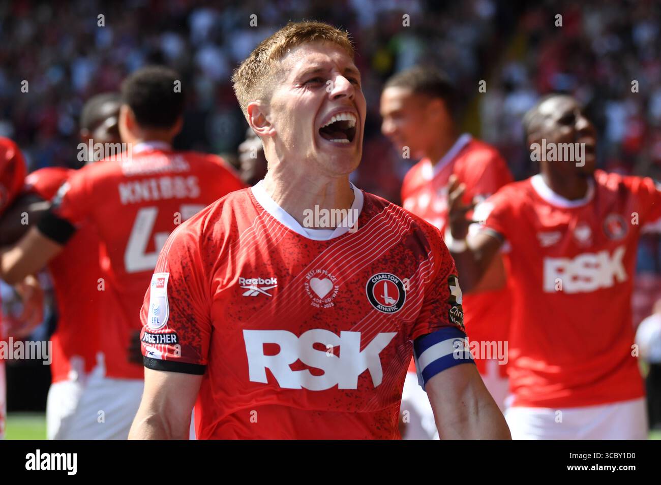 London, England. 9th Aug 2025. Greg Docherty celebrates after Harvey ...