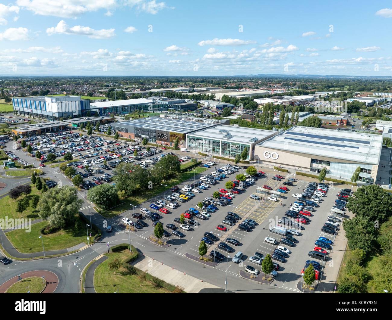 Vangarde retail park hi-res stock photography and images - Alamy