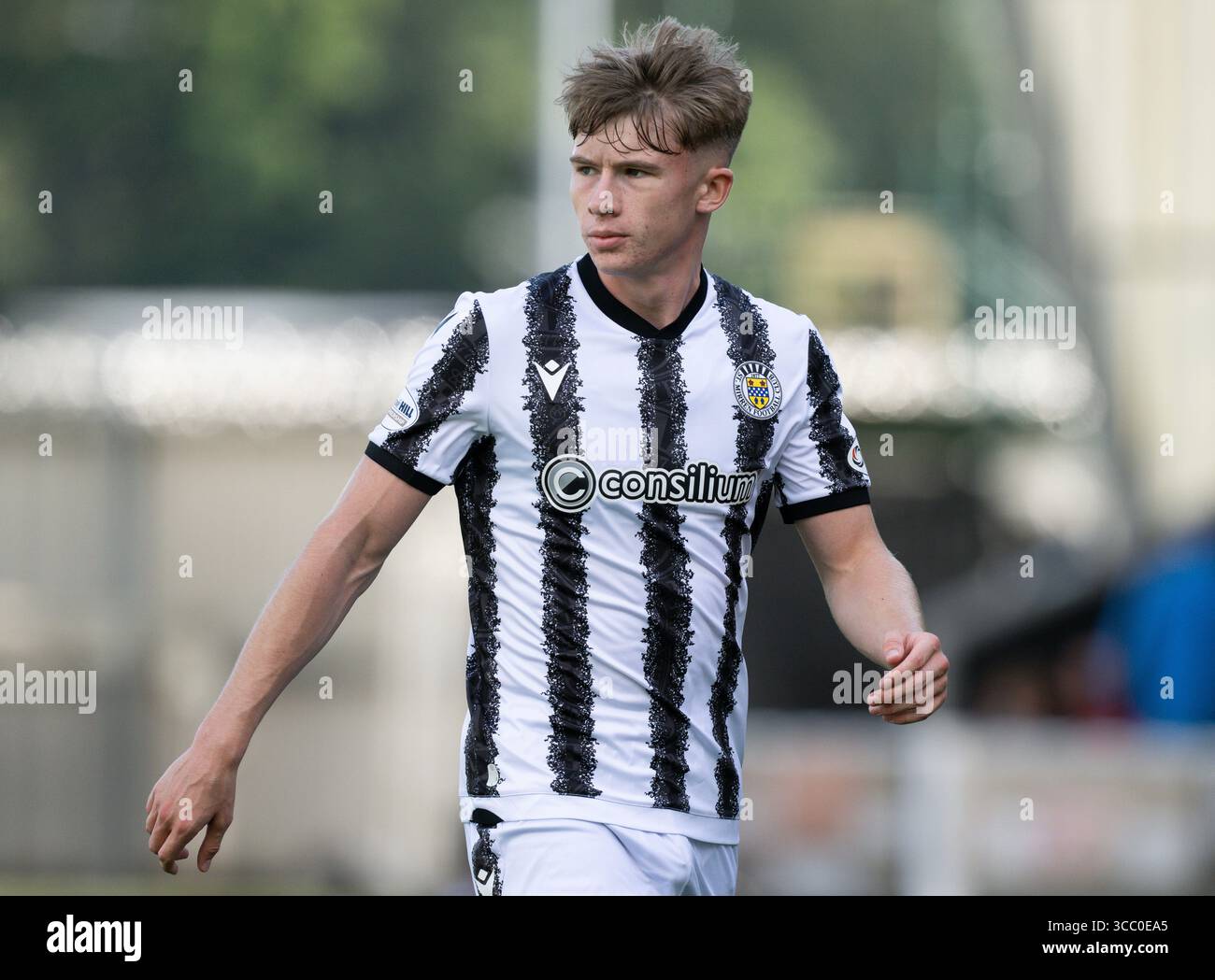 PAISLEY, SCOTLAND - AUGUST 09: St Mirren's Evan Mooney in action during ...