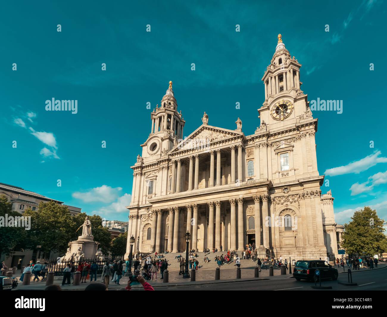St Paul’s Cathedral - British architecture, designed by Christopher ...