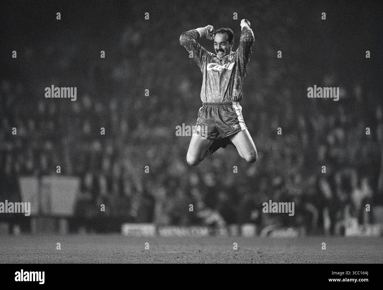 Liverpool fc legends hi-res stock photography and images - Alamy